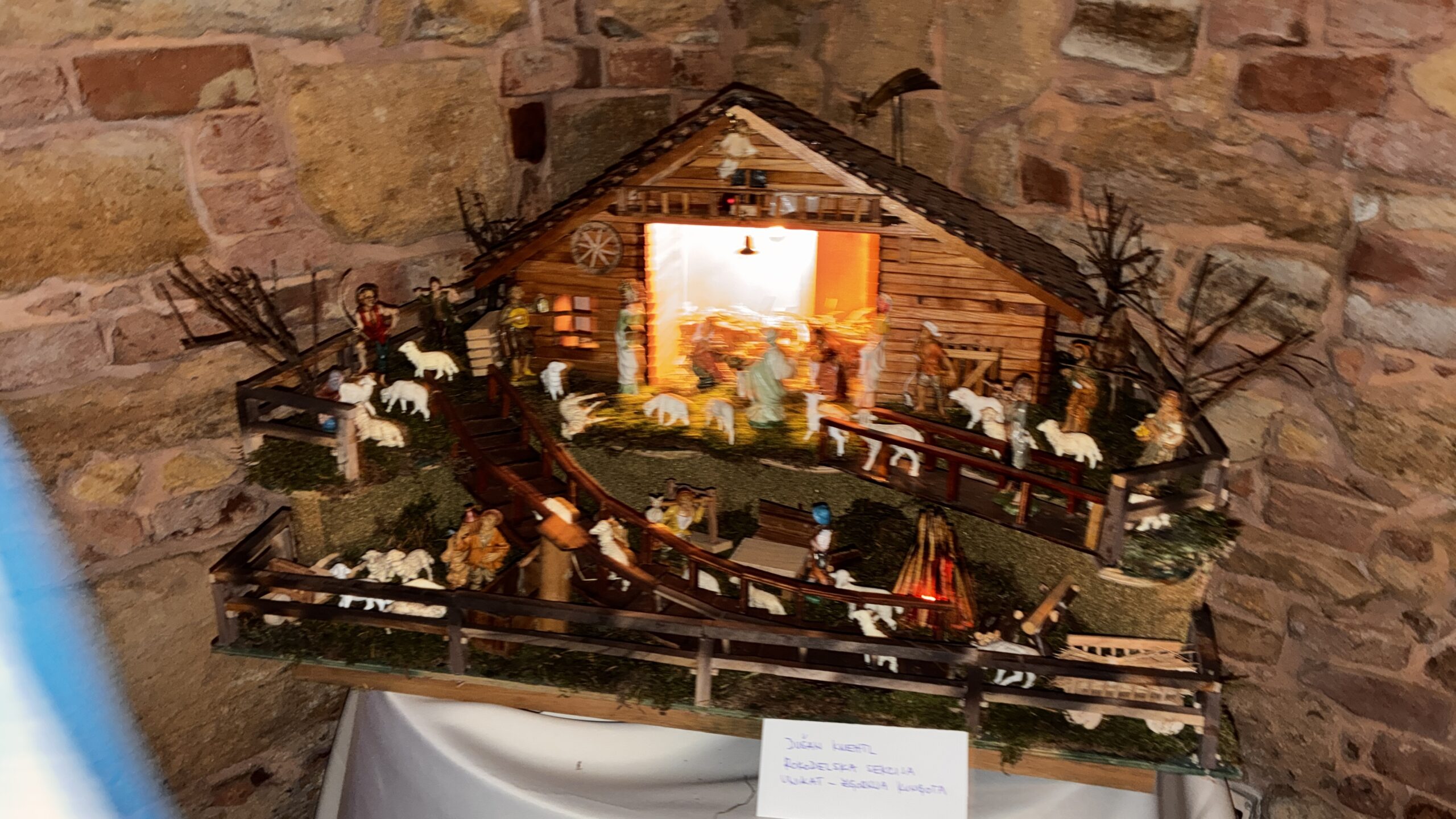 200 harmonikarjev Ljubljano naredilo spet Slovensko. Levi mediji spet ...